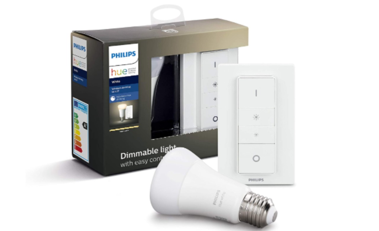 Lampadina Philips compatibile con Alexa: il prezzo su Amazon